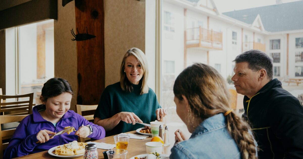 Best Western Valemount Restaurants | Best Western Plus Valemount